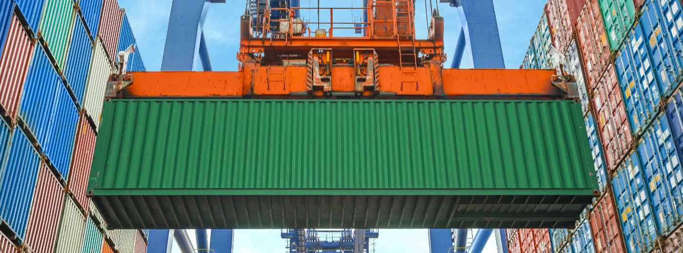 10 reasons to hire a shipping container - OZBOX Containers